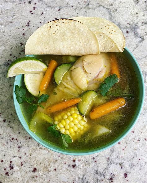 Descubrir 85 Imagen Caldo De Pollo Receta Colombiana Abzlocal Mx