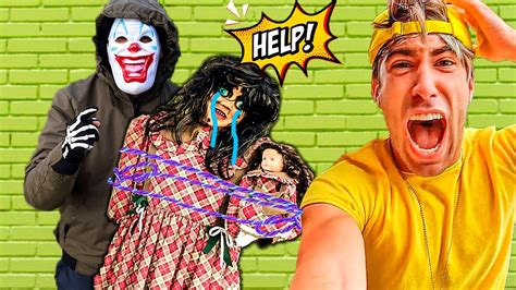 Los Payasos Tiene A La Mu Eca Maldita De Alejo Youtube