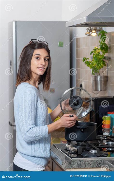 Pretty Young Brunette Woman Cooking In The Kitchen Stock Image Image Of Fresh Girl 132999131