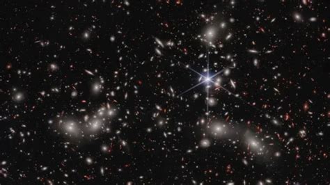 El Telescopio Espacial James Webb descubre las galaxias más lejanas y