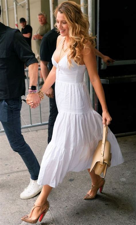 Blake Lively Mom Serena Van Der Woodsen Gossip Girl Fashion Nice