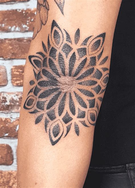 Elbow Tattoo Design Images Elbow Ink Design Ideas Birds Tattoo Paw