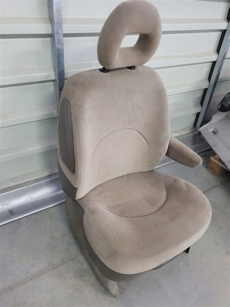 FOTEL PRAWY PRZÓD CITROEN XSARA PICASSO EU 8090092855 oficjalne
