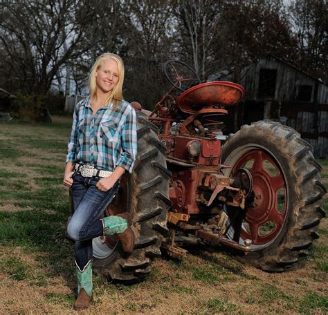Pin On Tractors Hot Babes