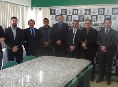 Luccy Keiko Assume Delegacia Geral E Apresenta Nova Equipe Da