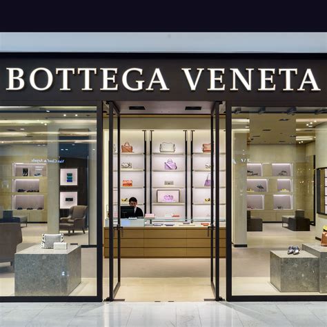 Bottega Veneta แบรนดกระเปาอนลำคา ท Emporium