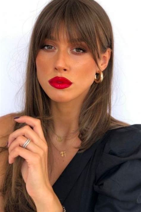 Francuska grzywka 2024 jak zrobić jak modelować Bangs with medium