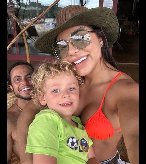 Foto Filho de Thammy Miranda e Andressa Ferreira A gente não pode
