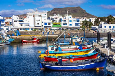 GRAN CANARIA ESPANHA 10 DE DEZEMBRO DE 2017 Caminhada Da Prancha