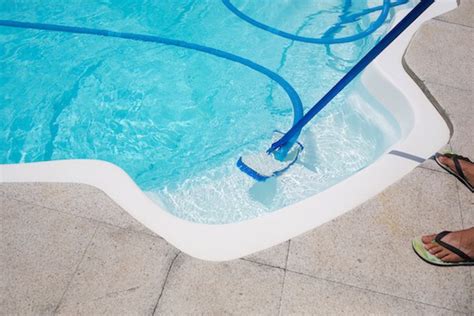 Conseils Pour Apprendre Comment Nettoyer Facilement Votre Piscine