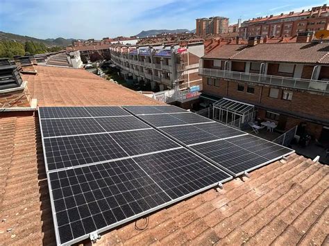 Instalación de placas solares en Ansoáin Navarra SolarTRES60 667