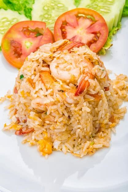 Premium Photo Fried Rice With Shrimps