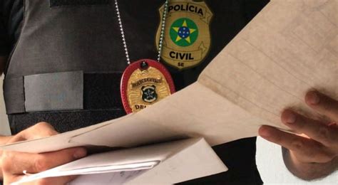 Mulher é presa suspeita de violência doméstica e maus tratos contra a