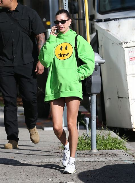 Hailey Baldwin Updates On Twitter Hailey Bieber Spotted Out In West