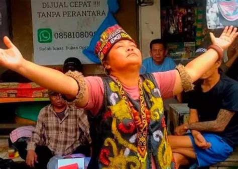 Heboh Ibu Ida Dayak Berhasil Sembuhkan Pangeran Al Waleed Yang Koma 17