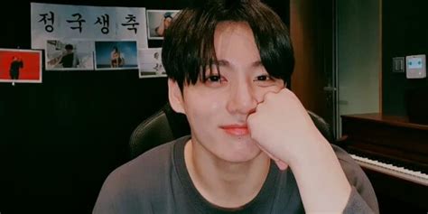 Jungkook cumple 24 años y ARMY lo celebra a lo grande Central Radio Club