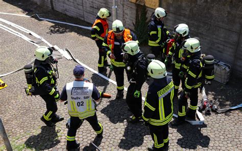 gemeinsame Übung aller Feuerwehren Flörsheims Feuer in