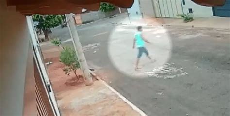 Menino de 9 anos é morto a facadas por vizinho no interior de SP O