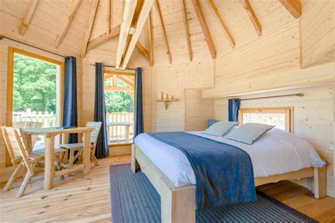 Cabane duo flottante Escale Idées de Weekend Insolite