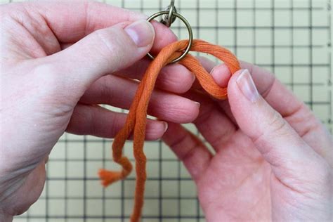 Easy Diy Spiral Macrame Keychain Free Pattern Marching North
