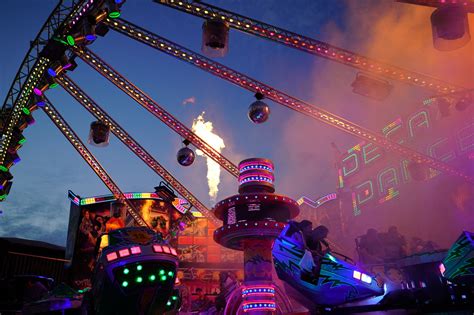 Fête foraine feu d artifice Dernier week end de fête dans ces