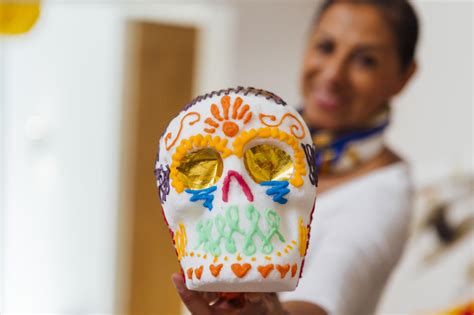 Calaveritas de azúcar MACABRO origen y significado viajaBonito