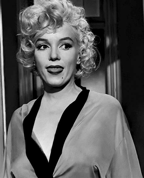 Infinitemarilynmonroe Marilyn Monroe On The Set Of Some Like It Hot 1958