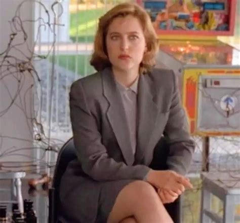 Skirt Suit Scully Debra Kerr Gillian Anderson Dana Scully