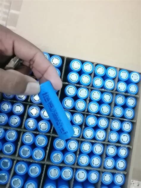 Apramatt Rechargeable 18650 Lithium Ion 2600 MAh 3 7 V Battery Li Ion