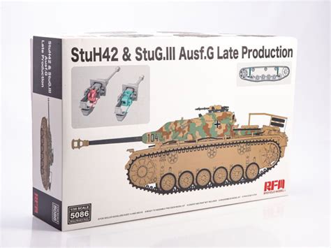 Сборная модель танка САУ StuH 42 StuG III Ausf G масштаб 1 35