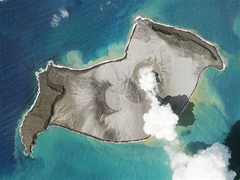 Erupção de vulcão submarino no arquipélago de Tonga originou tsunami