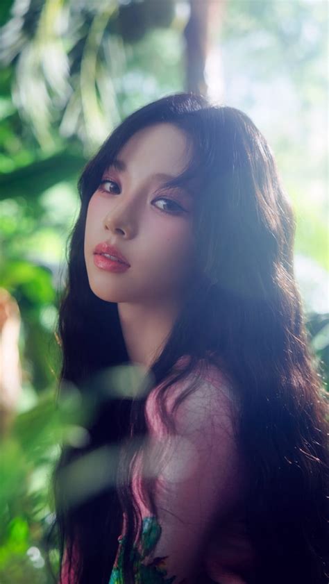 Karina Yoo Jimin Yu Ji Min Aespa Kpop K Pop Girls