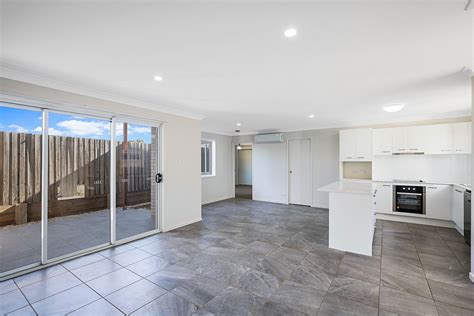 7 442 Hume Street Middle Ridge QLD 4350 Apartment For Rent Domain