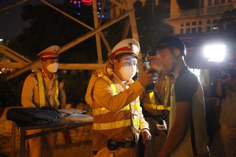 Hơn 300 trường hợp vi phạm nồng độ cồn trên Quốc lộ 5 trong chưa đầy 1