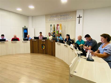 Vereadores de Lauro Müller formam as Comissões Permanentes de 2024