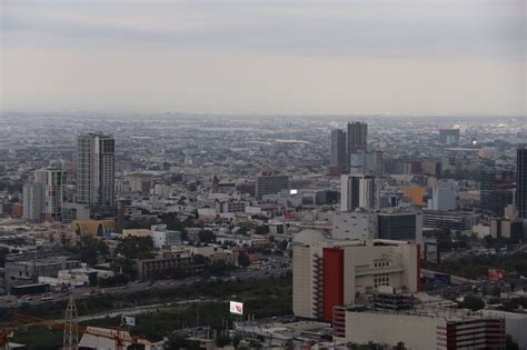 Continúa imponiéndose la mala calidad del aire en Nuevo León