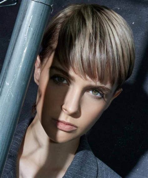 Quelle Coupe Courte Pour Cheveux Fins Et Plats Choisir En 2022