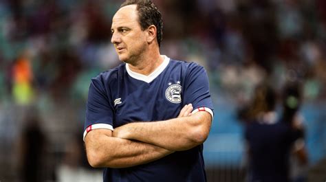 Rogério Ceni e elenco do Bahia recebem ameaças antes de jogo contra São
