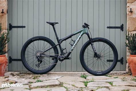 17 Cross Country Bikes für 2024 spannendsten Mountainbikes für XC