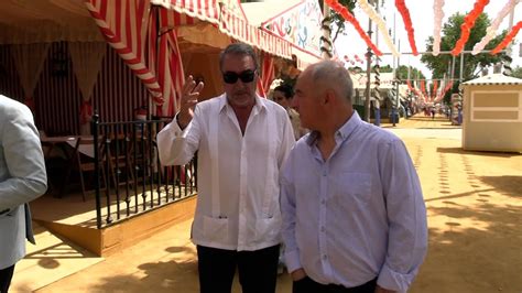Carlos Herrera Y Pepa Gea Pasean Su Amor Por La Feria De Abril Youtube