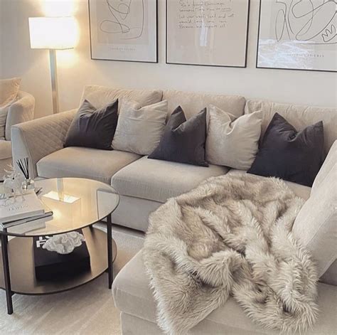 Beige And Black Living Room Ideas For An Elegant Contrast Sleek