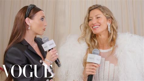 Gisele Bündchen is Wearing the Same Dress She Wore 16 Years Ago Met
