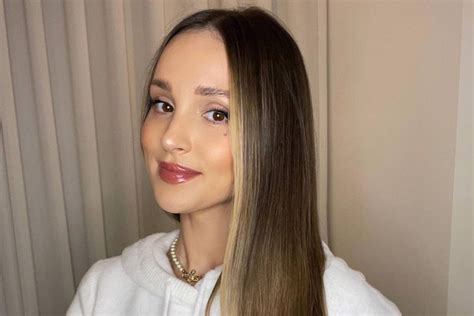 Marina jest w ciąży Pokazała zdjęcie ciążowych krągłości Fani o płci