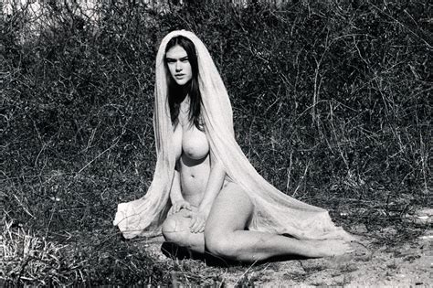 Myla Dalbesio Nude 6 Photos TheFappening