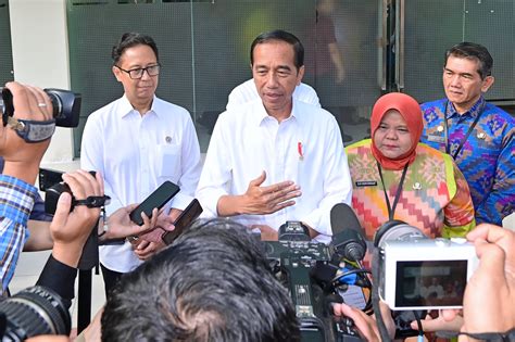 Sekretariat Kabinet Republik Indonesia President Jokowi Appreciates