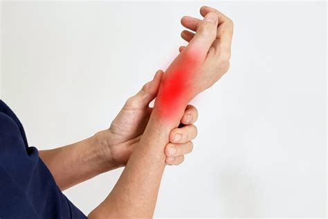 De Quervains Tendinitis What Is It And Can It Be Treated