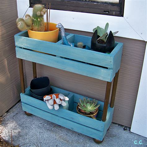 25 Easy DIY Woodworking Projects Anyone Can Make