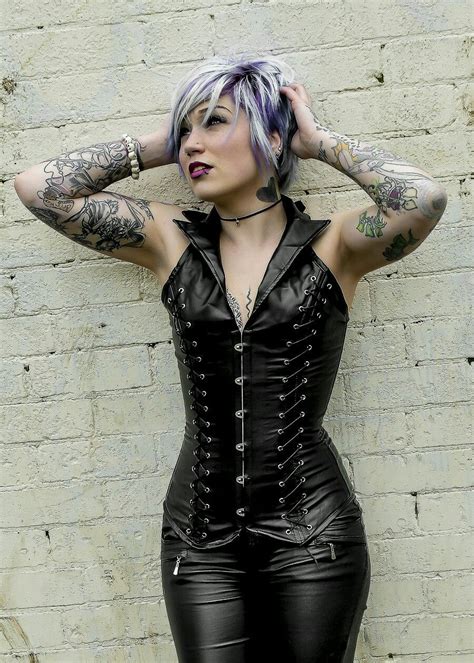 Pinterest Dark Beauty Fashion Hot Goth Girls Goth Women