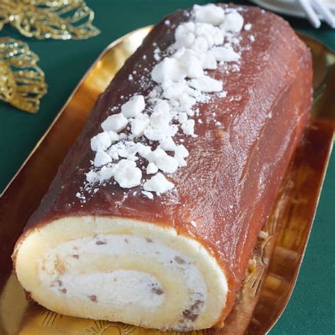 Bûche de Noël aux marrons façon Mont Blanc du chef Mauro Colagreco