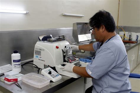 Laboratorio Clínico y Anatomía Patológica Colegio Tecnólogo Médico